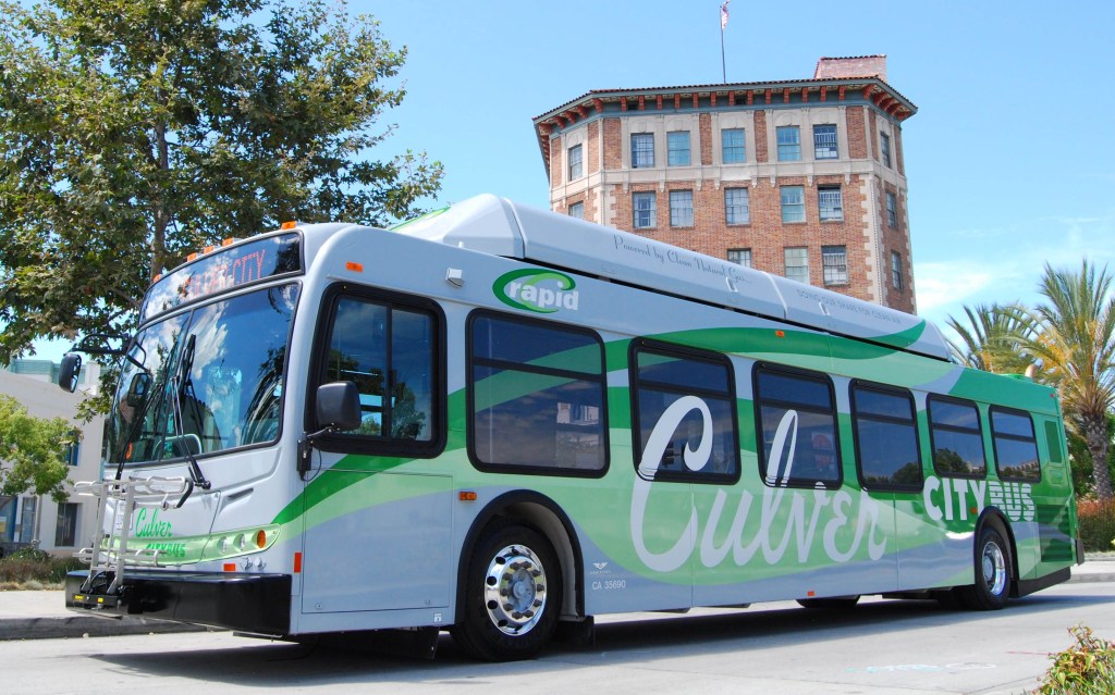 Fleet Graphics – Culver City Rapid – Transit Line Art